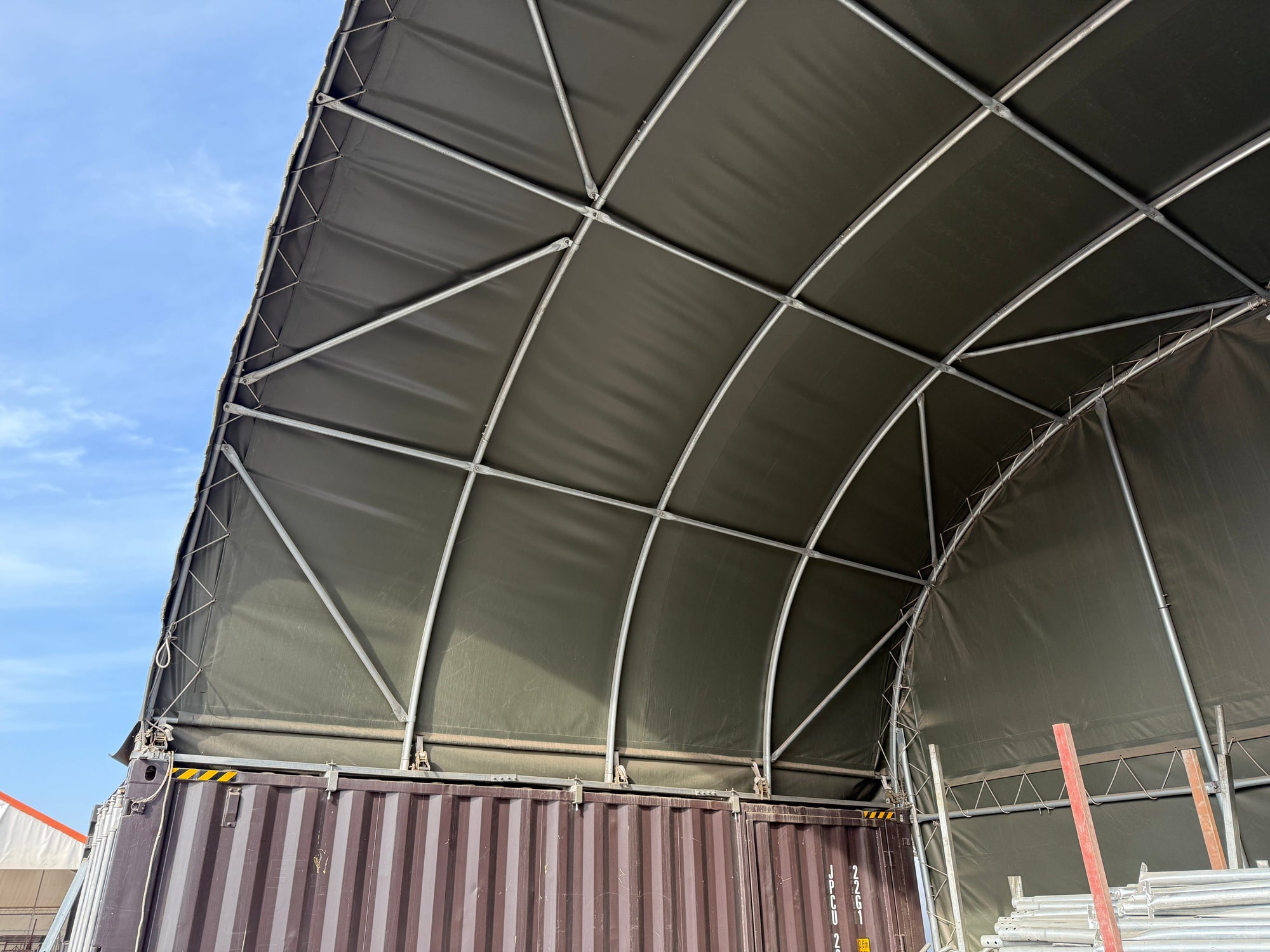 Clamping Attachment System for Container Canopies | English (United ...